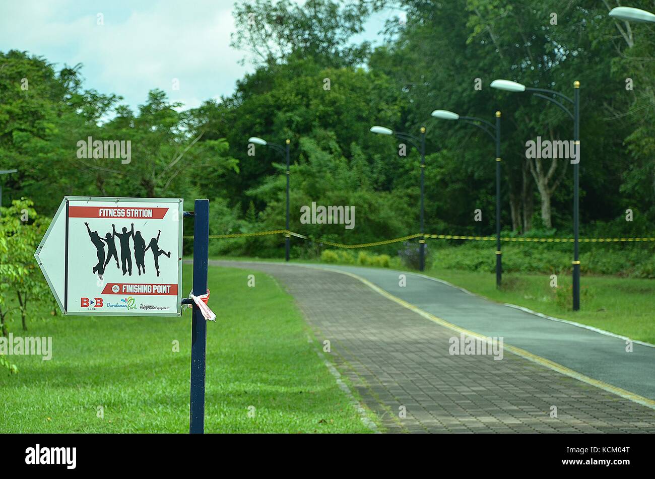 Point signboard hi-res stock photography and images - Alamy