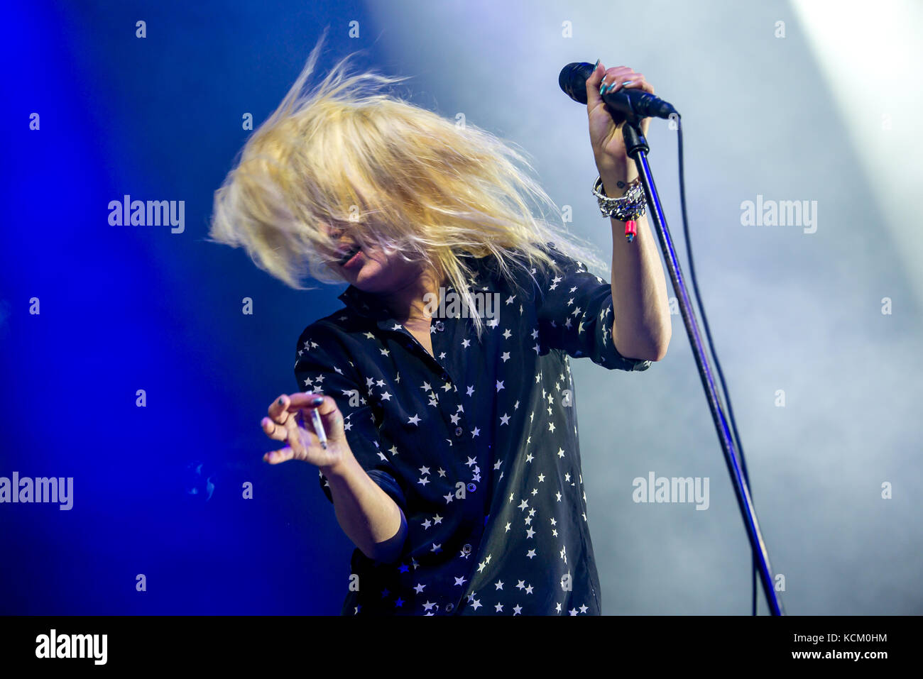 BENICASSIM, SPAIN - JUL 16: The Kills (rock band formed by the singer ...