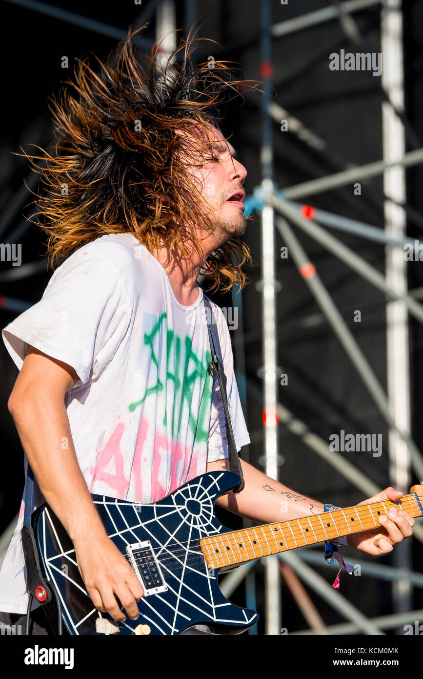 BENICASSIM, SPAIN - JUL 17: Fidlar (band) perform in concert at FIB ...