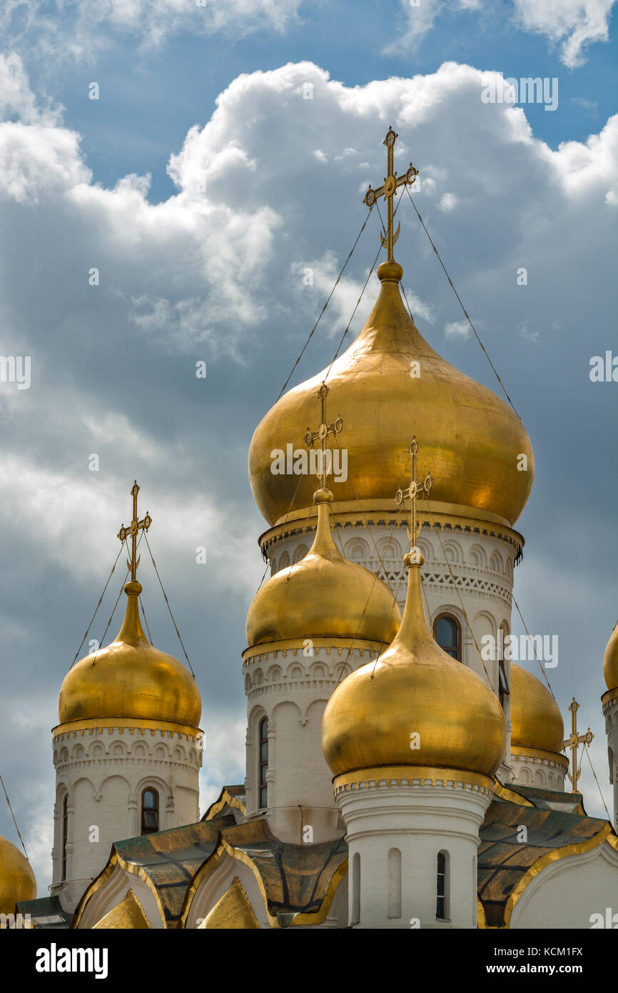 Onion domes of Kremlin Cathedrals in Moscow,Russia Stock Photo - Alamy