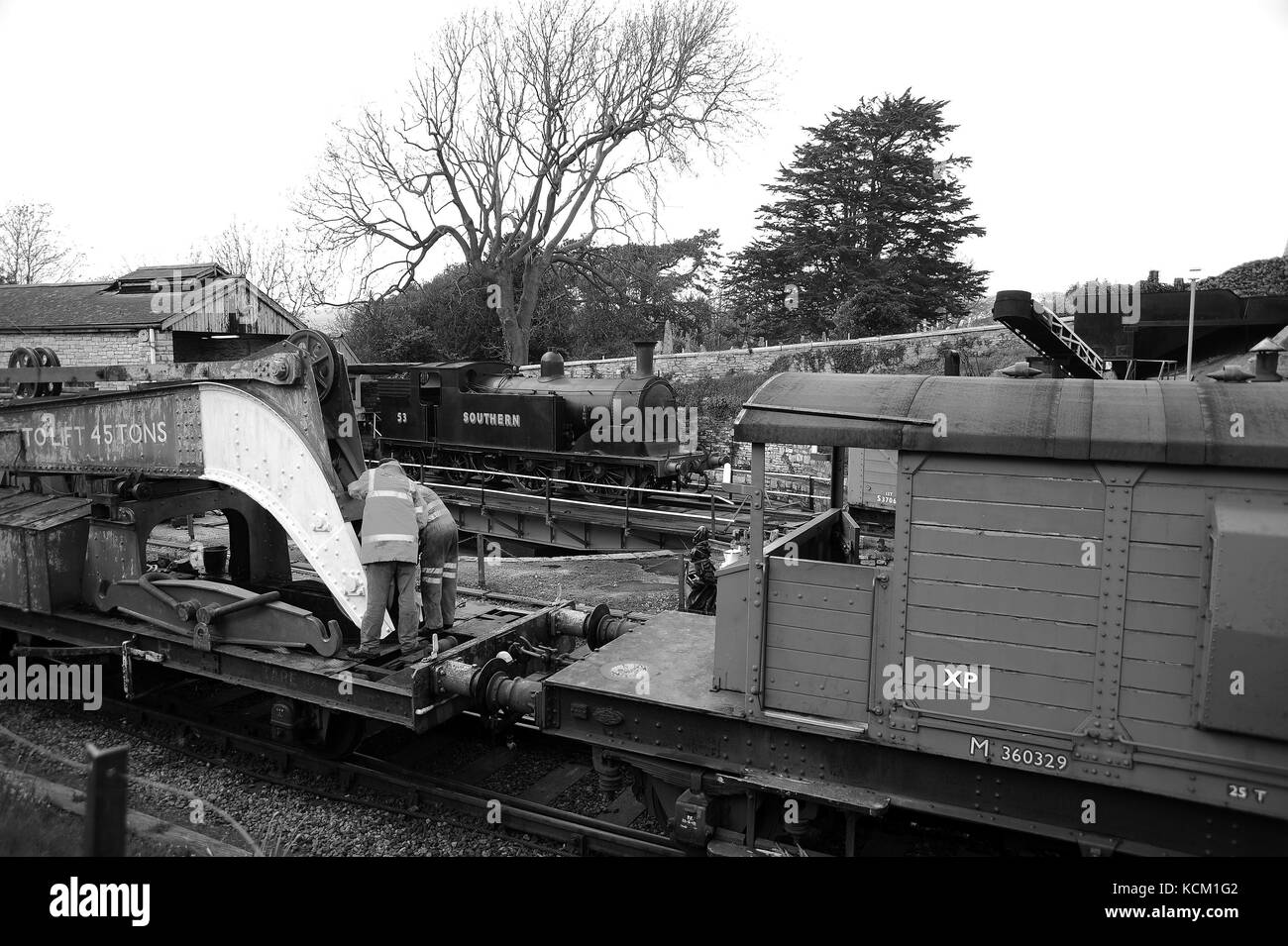 Railway breakdown train crane hi-res stock photography and images - Alamy
