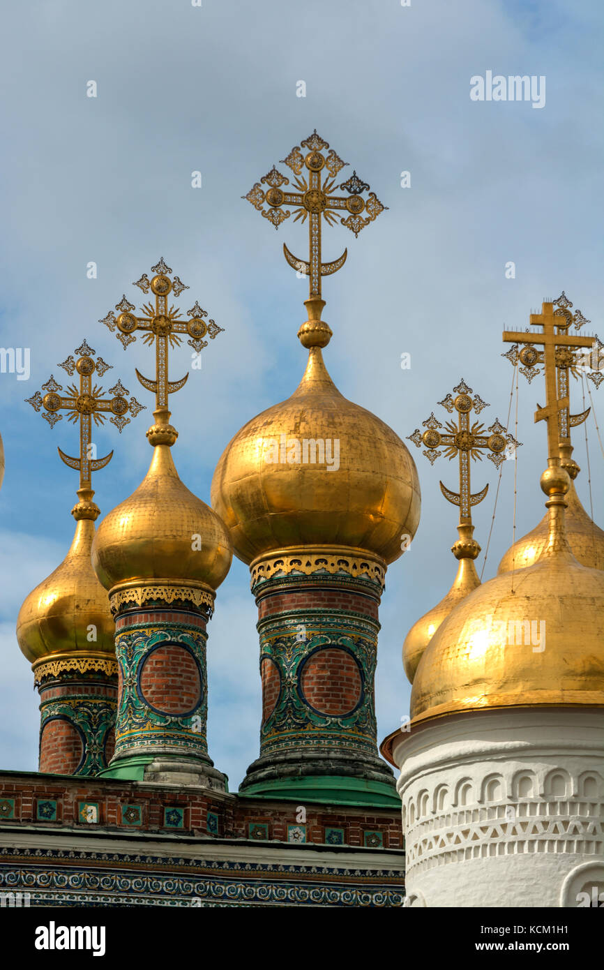 Onion domes of Kremlin Cathedrals in Moscow,Russia Stock Photo - Alamy Onion domes of Kremlin Cathedrals in Moscow,Russia Stock Photo - Alamy