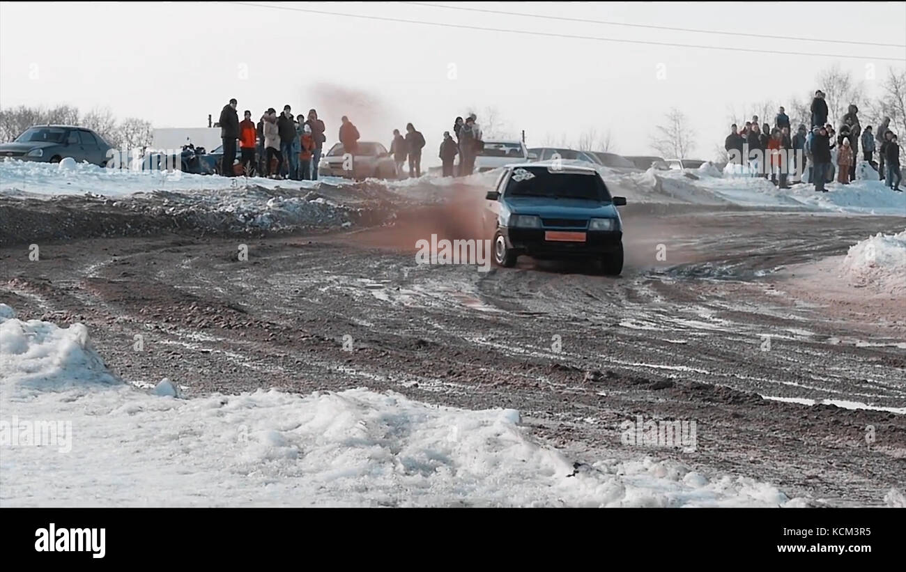 Off roading down dirt road hi-res stock photography and images - Alamy