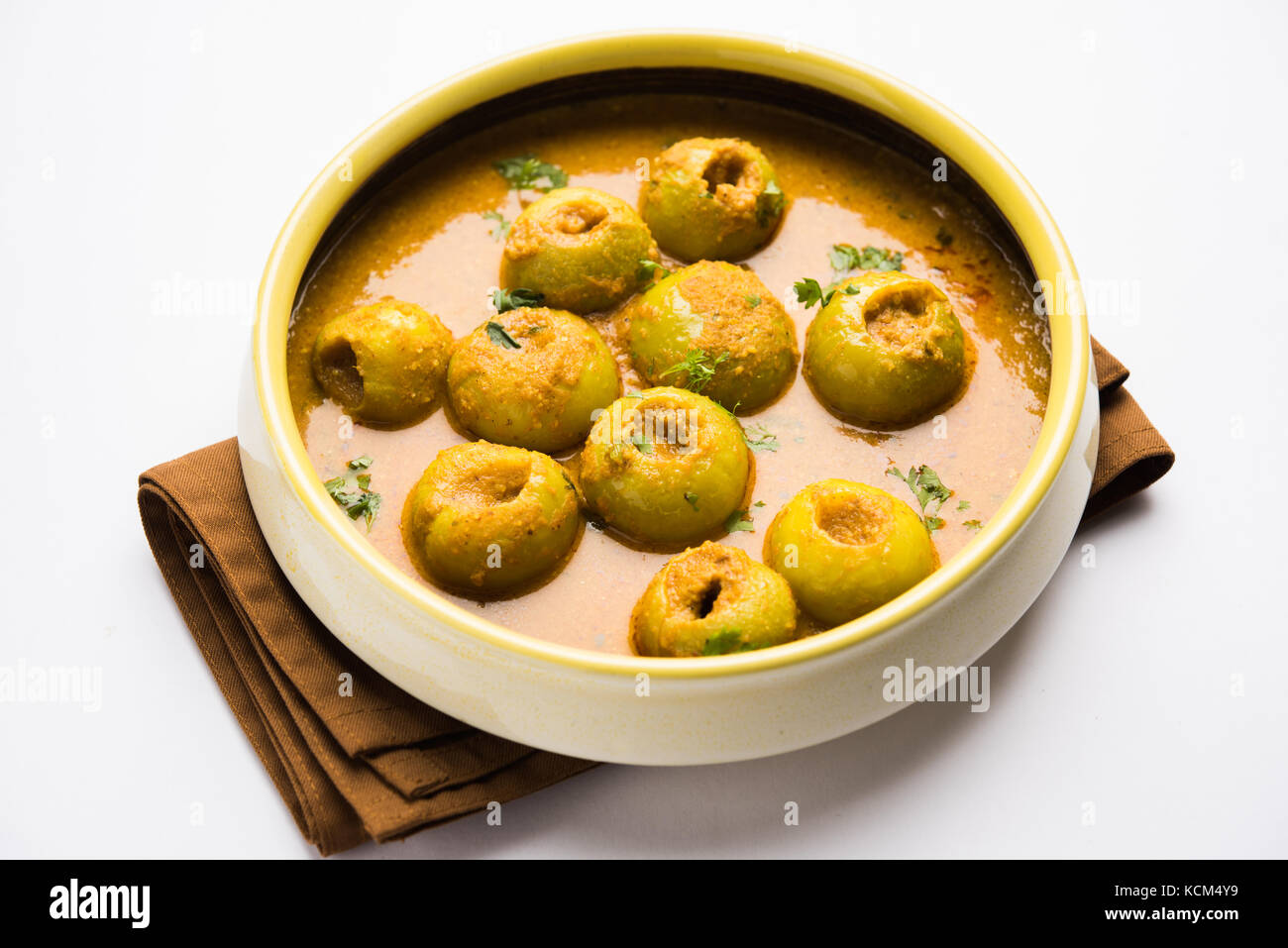 "Dhensa chi bhaji" in Marathi language popularly known as Tinda masala ...