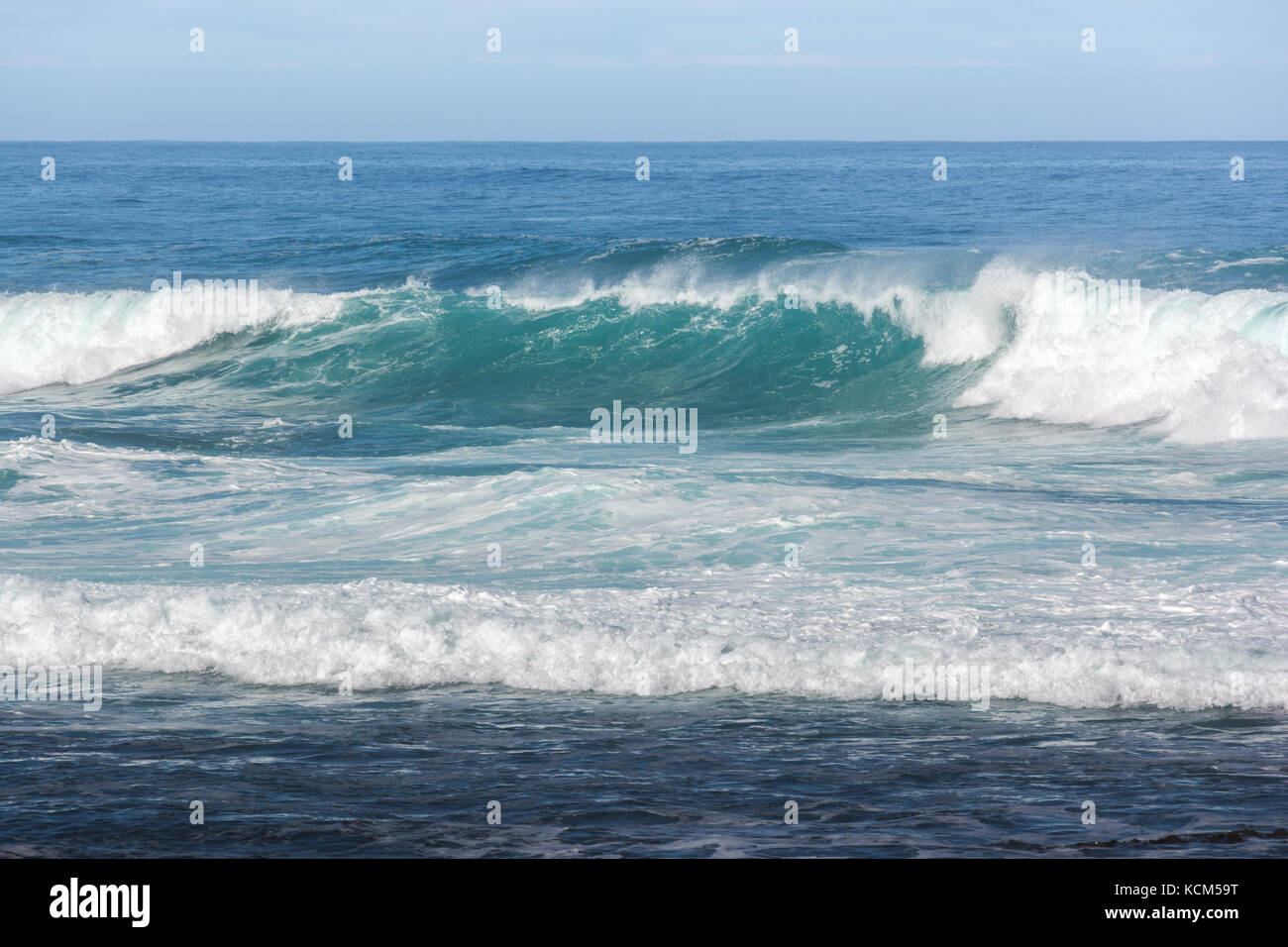 Rough waves in the ocean Stock Photo - Alamy
