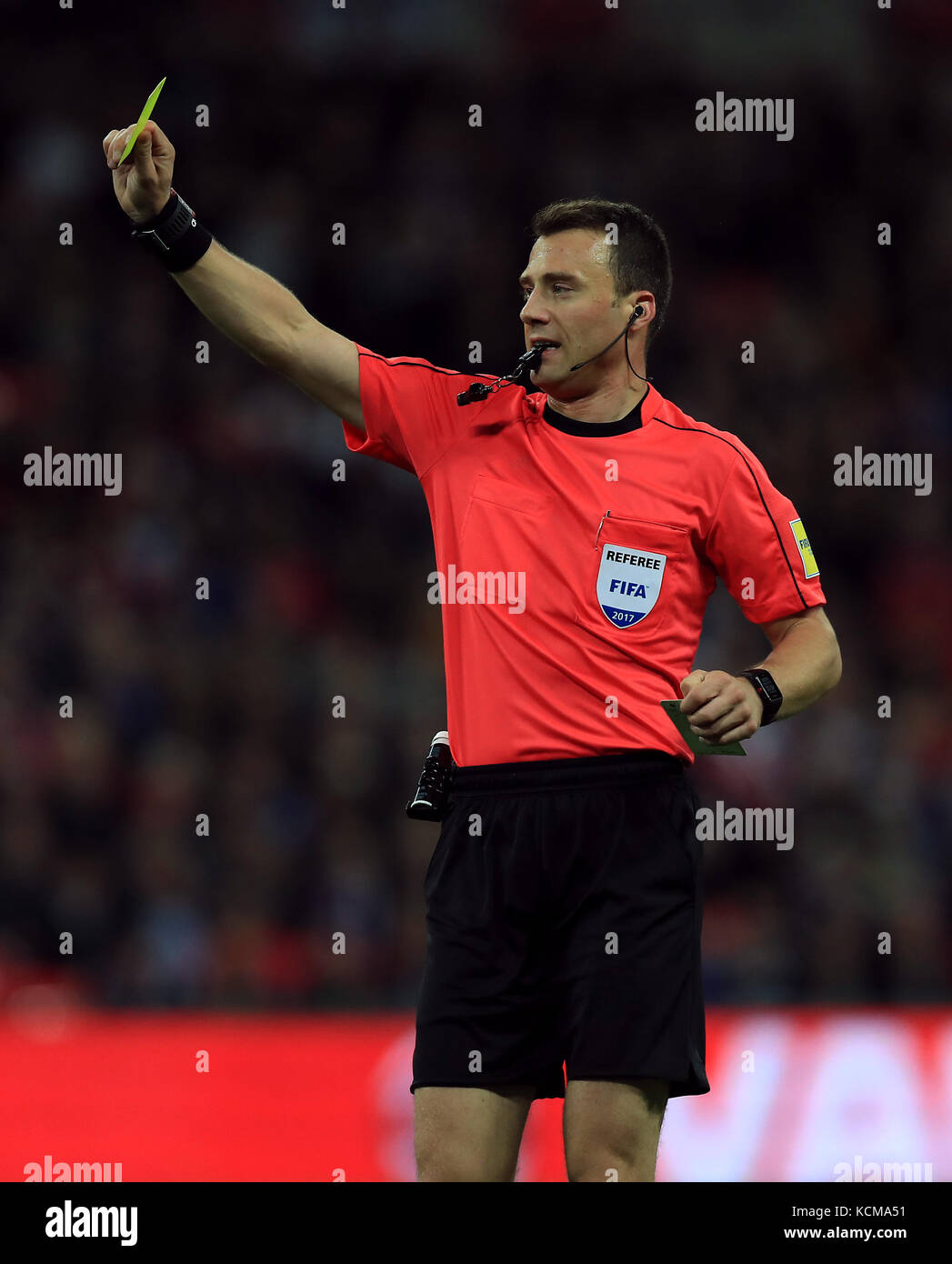 Match referee Felix Zwayer Stock Photo - Alamy