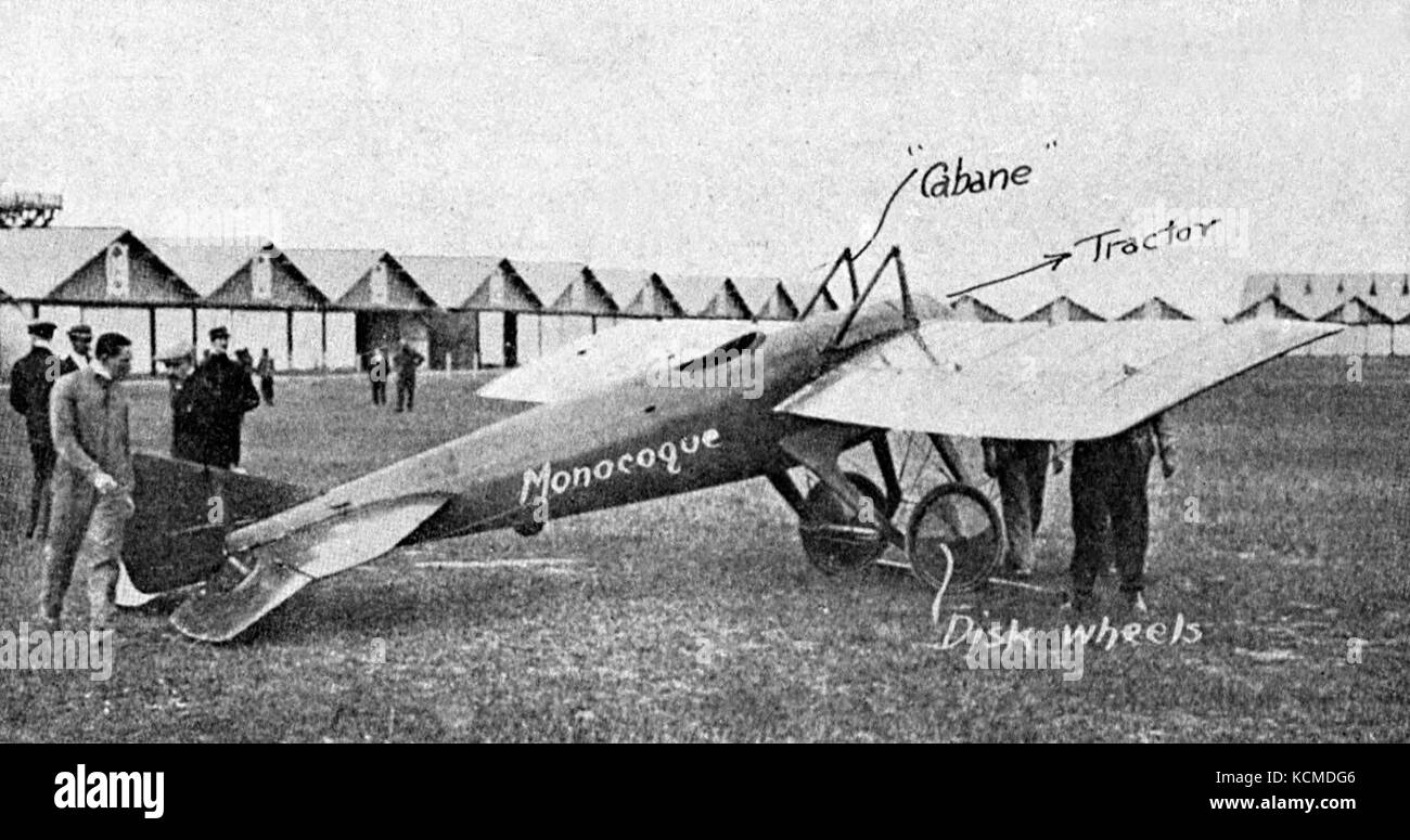 Racing airplane race Black and White Stock Photos & Images - Alamy