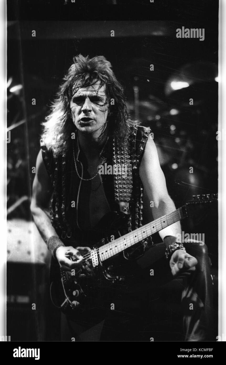 Judas priest defenders of the faith Black and White Stock Photos ...