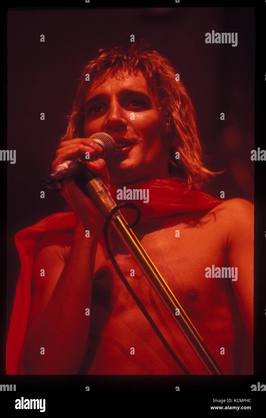 The faces 1975 hi-res stock photography and images - Alamy