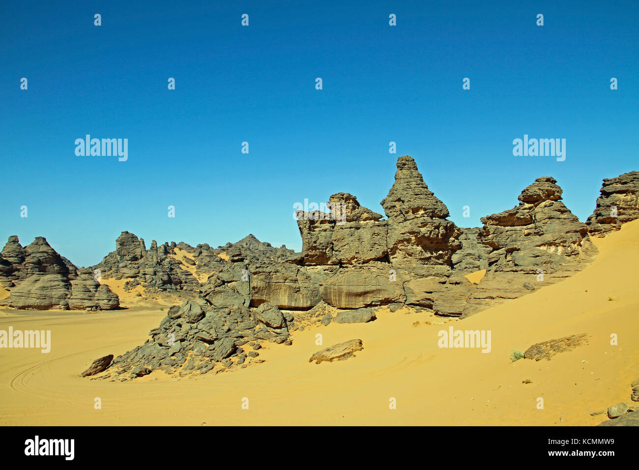 Sahara Desert Sand Formations High Resolution Stock Photography and ...
