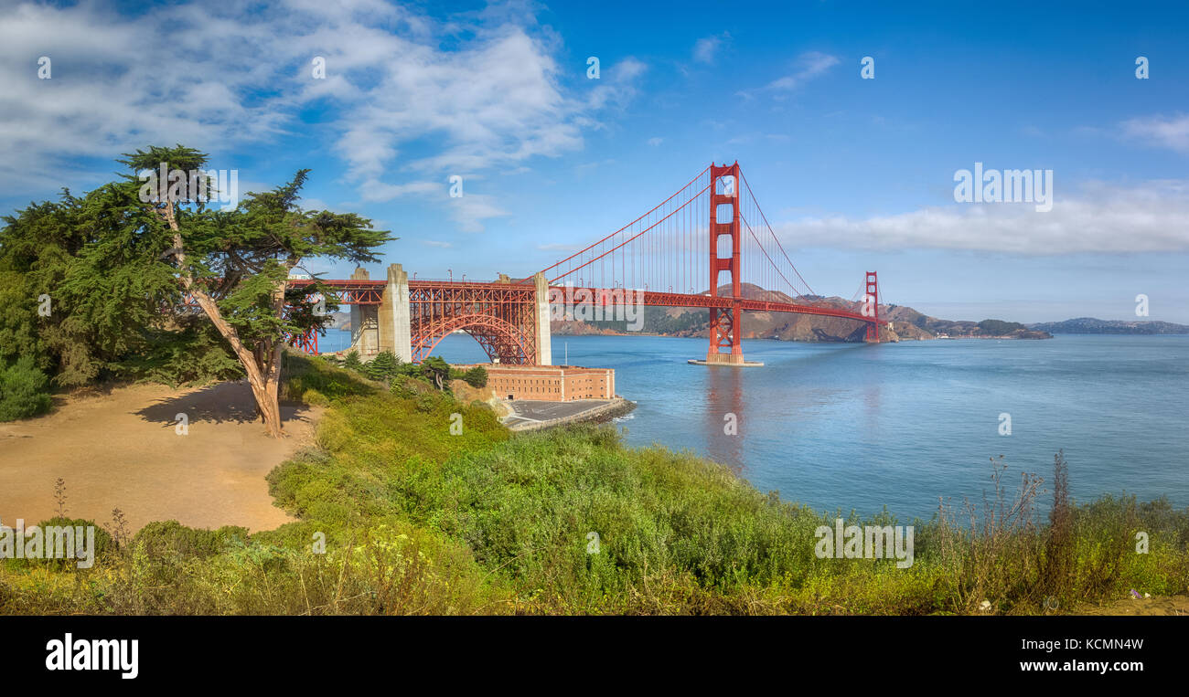 Panoramic wide view of the Golden Gate Bridge, San Francisco Stock ...