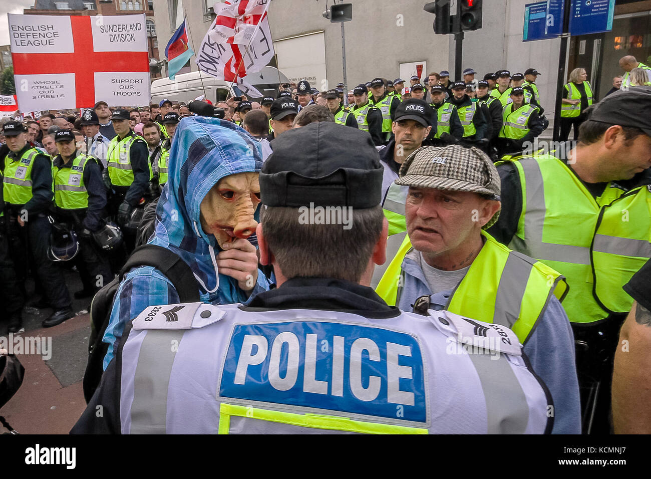 Edl pig mask hi-res stock photography and images - Alamy