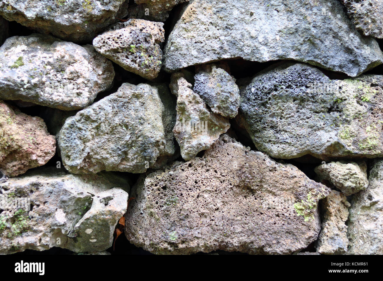 Detail of rocks in a dry stone wall Stock Photo - Alamy