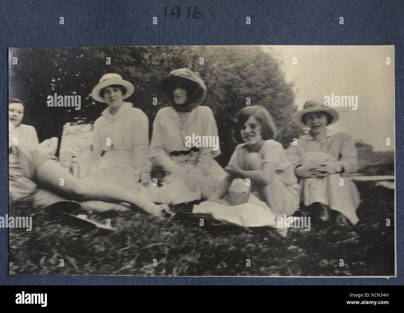 Group including Lady Ottoline Morrell from NPG (2 Stock Photo - Alamy