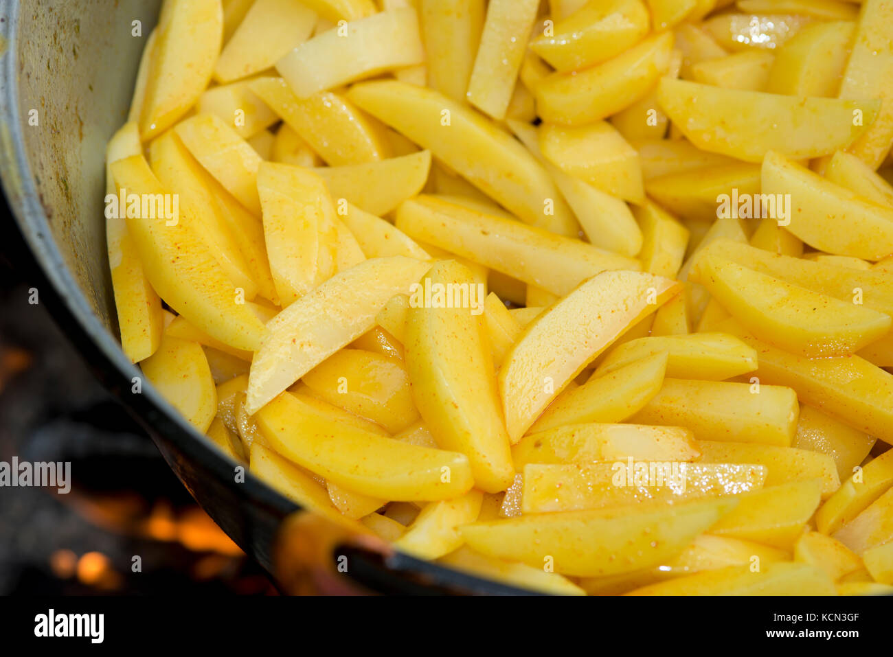 White patatoe hi-res stock photography and images - Alamy