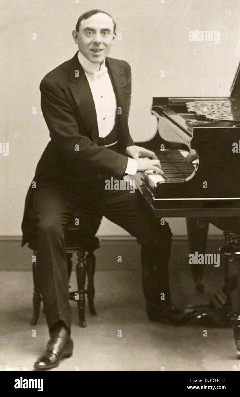 Harry fragson hi-res stock photography and images - Alamy