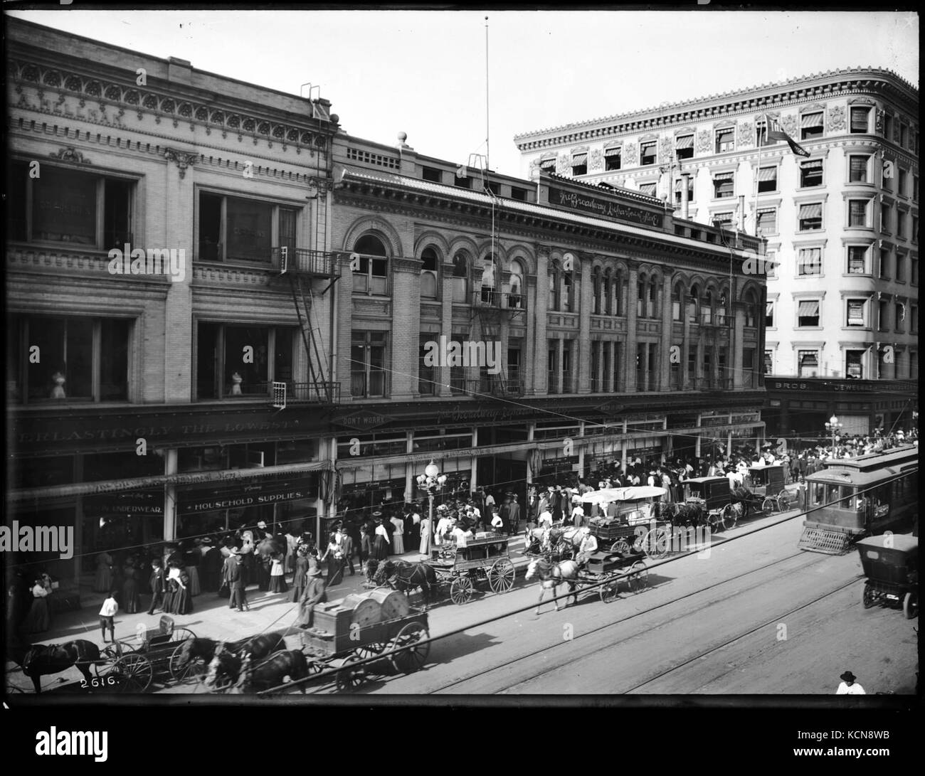 Broadway and Fourth Street, Los Angeles, ca.1908 1910 (CHS 2616 Stock ...