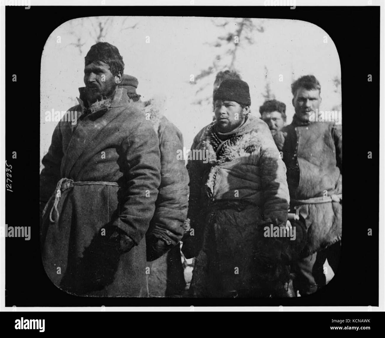 Group of convicts standing LCCN2004708010 Stock Photo - Alamy