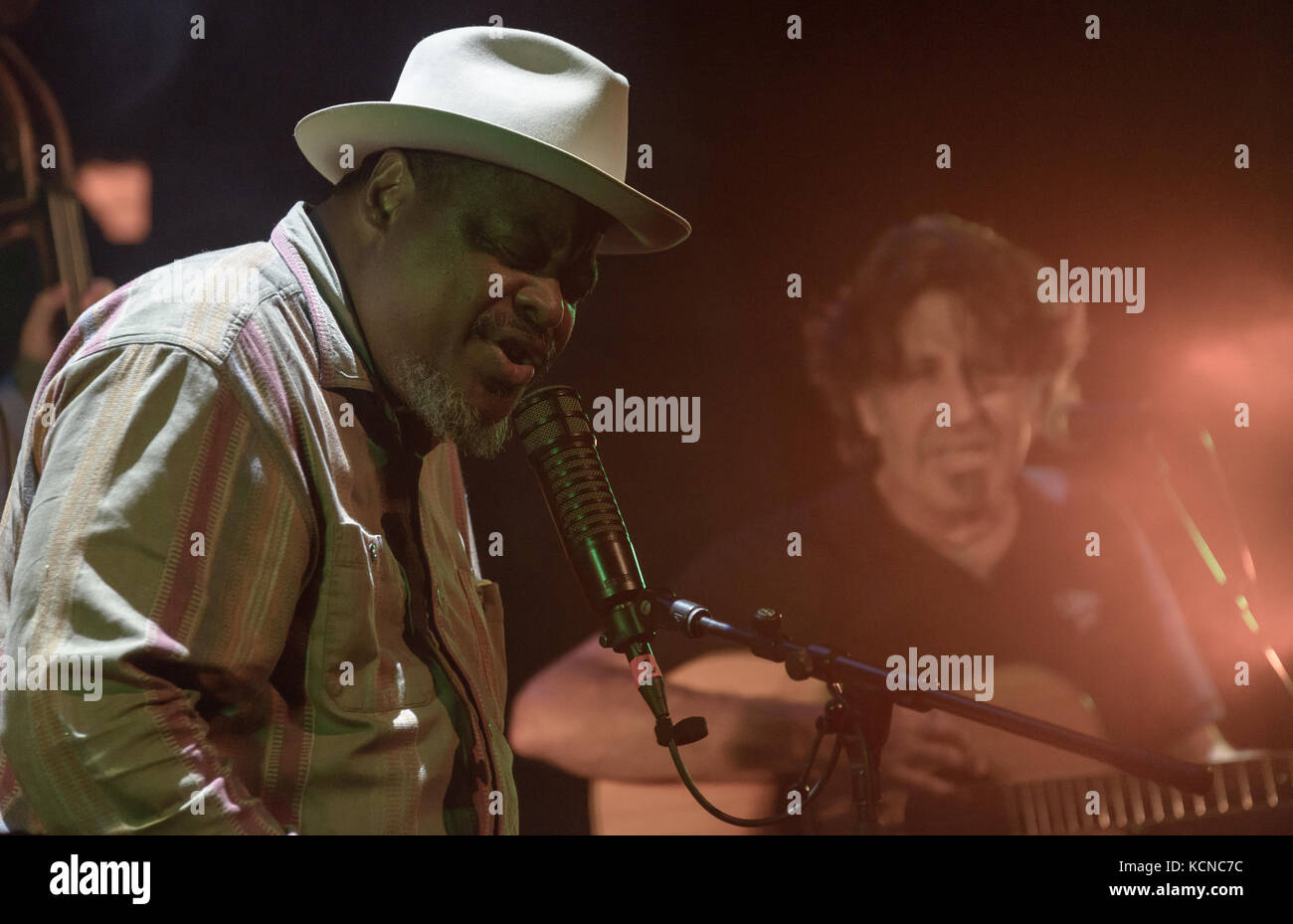 George wiggins hi-res stock photography and images - Alamy