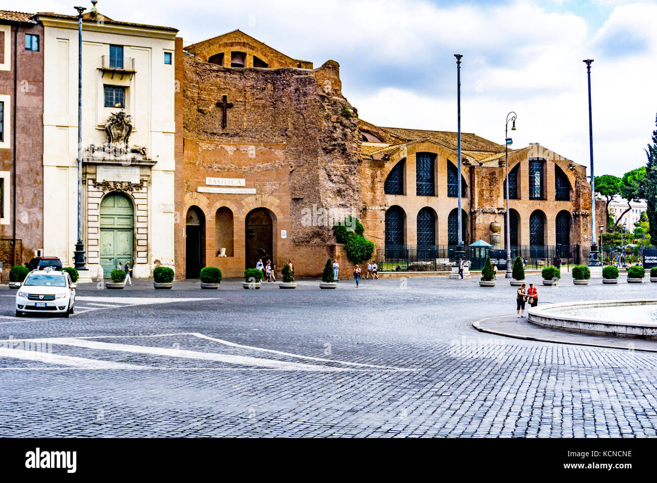 Piazza Della Repubblica Rome Italy Stock Photo - Alamy