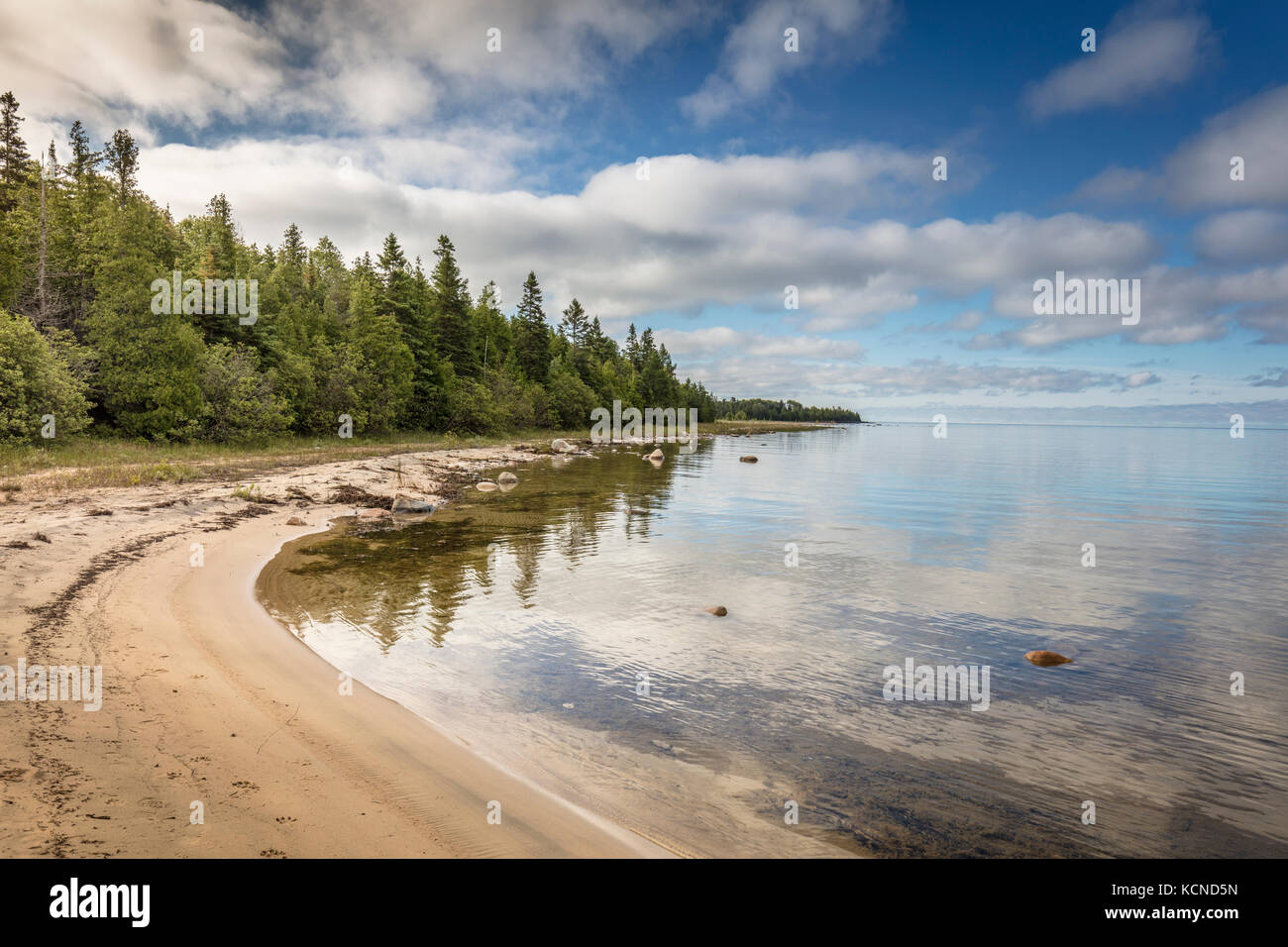 Shores of Misery Bay in Misery Bay Provincial Park on Manitoulin Island ...