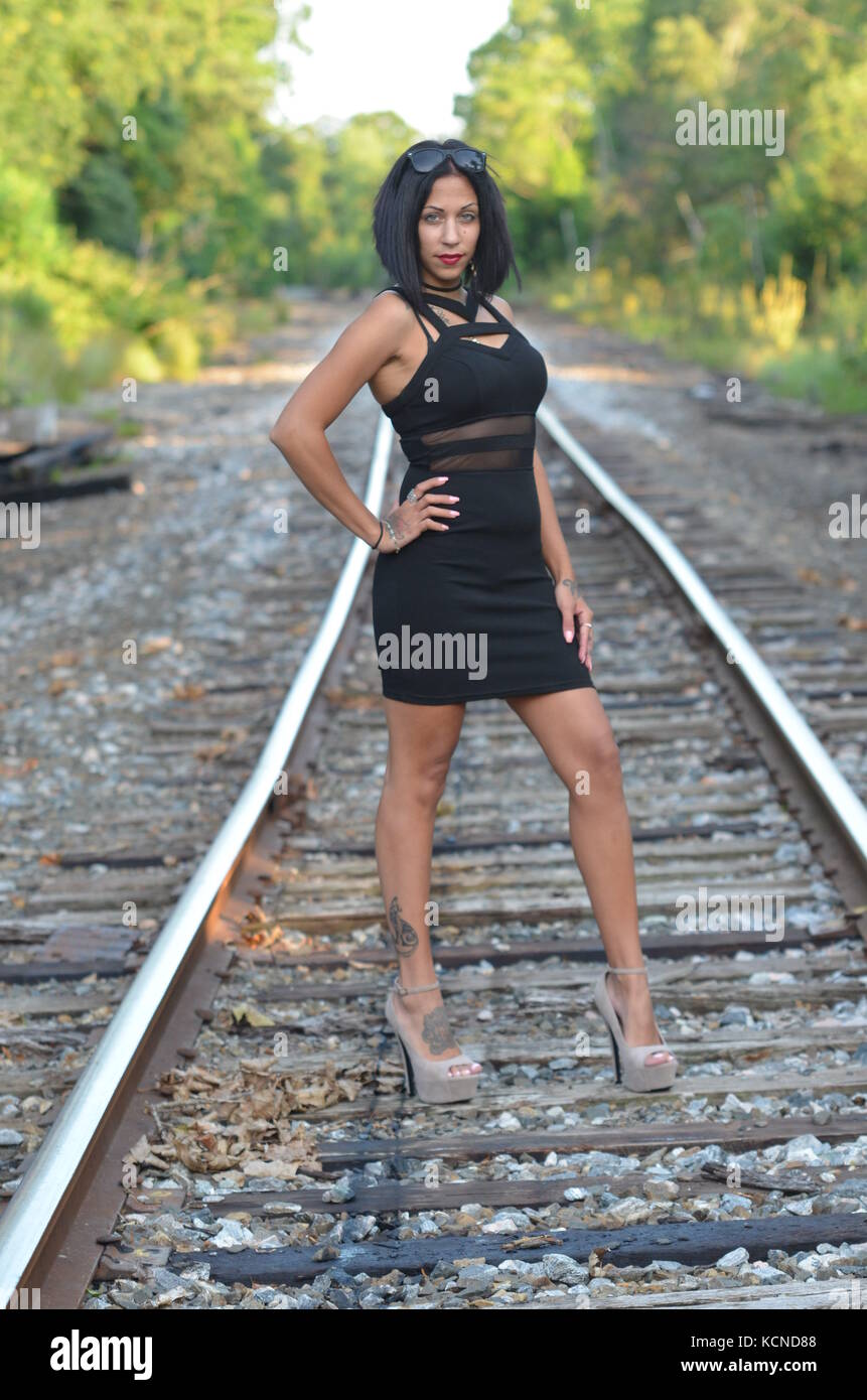 Best railroad track hi-res stock photography and images - Alamy