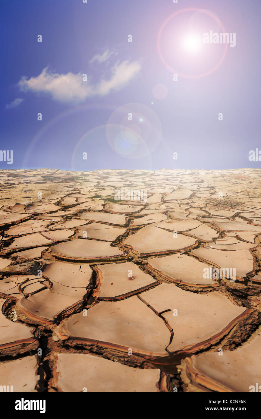 Sun light dry wasteland hi-res stock photography and images - Alamy