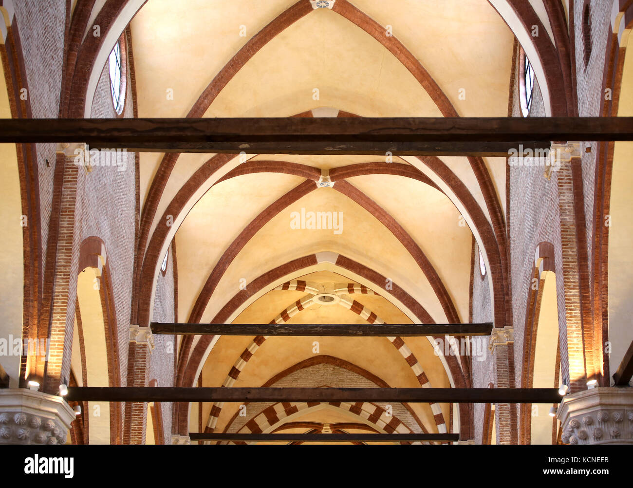 tall vaulted ceiling of a church with beams Stock Photo - Alamy