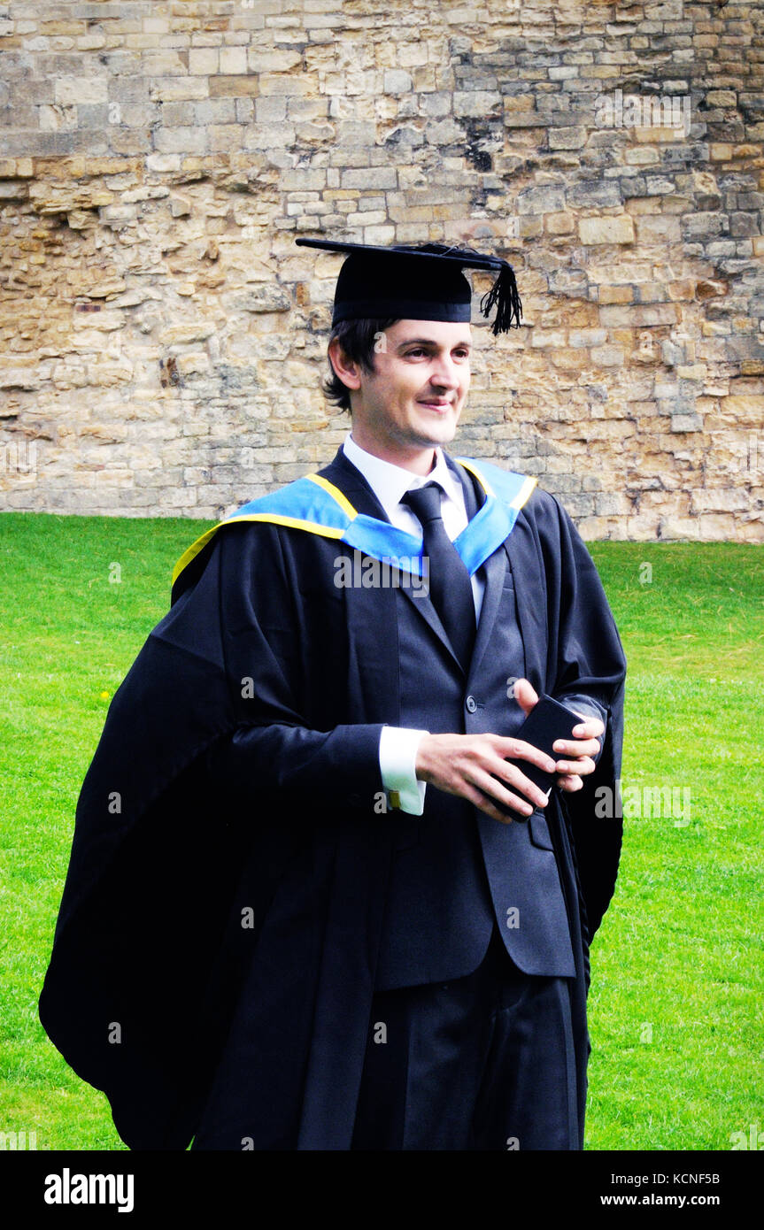 Graduate pride hi-res stock photography and images - Alamy