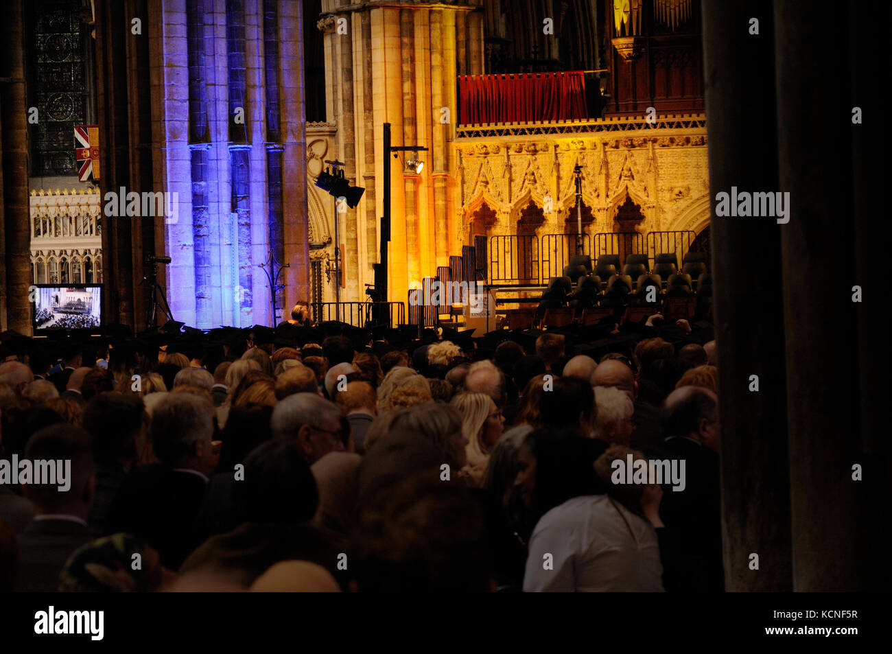 Graduation ceremony at Lincoln Cathedral Stock Photo - Alamy