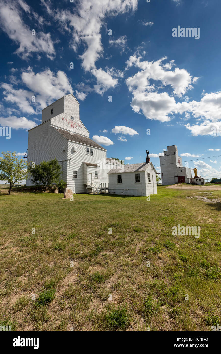 Alberta pacific grain hi-res stock photography and images - Alamy