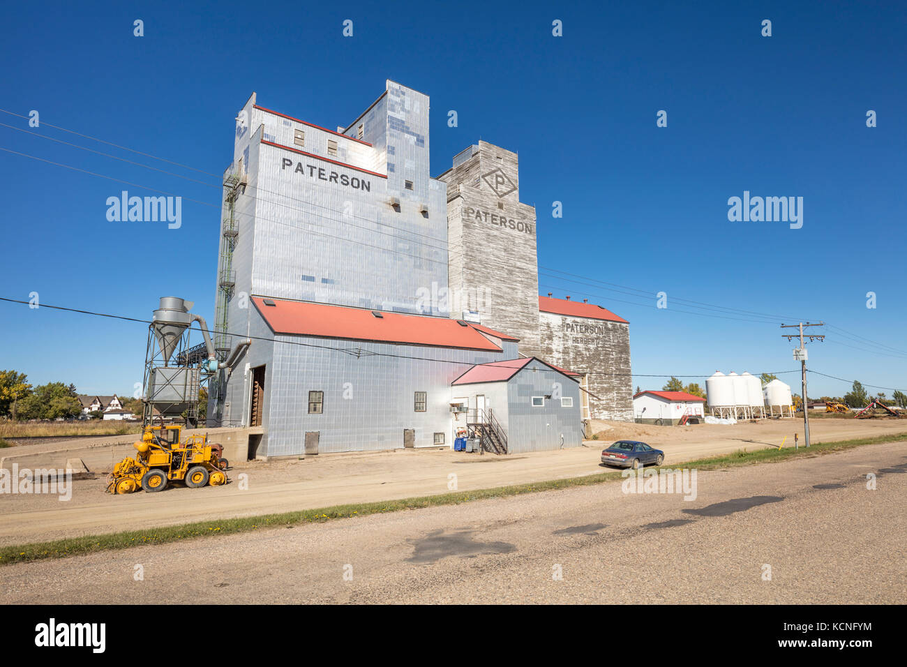 Grain elevators at herbert hi-res stock photography and images - Alamy