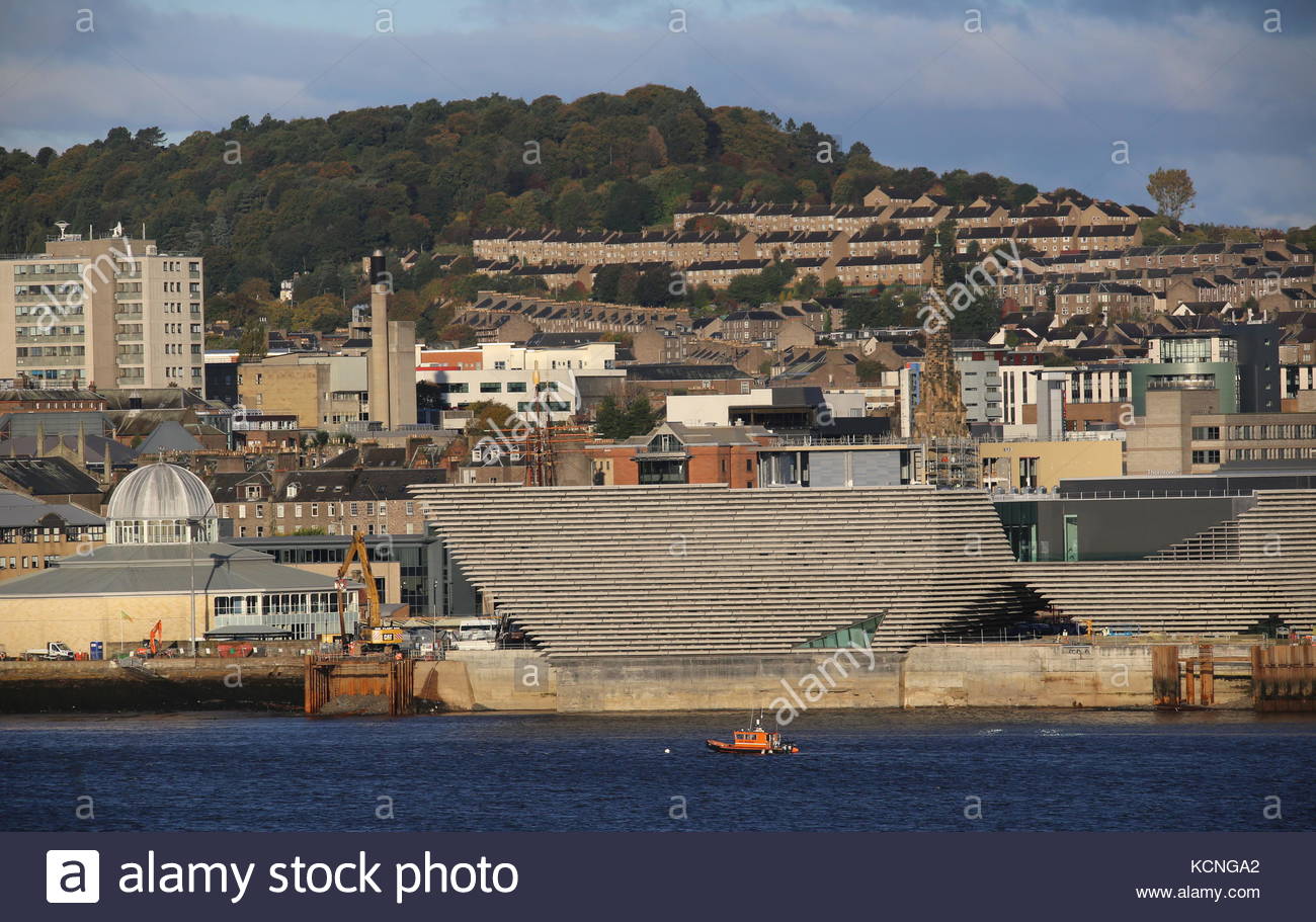 V And A Design Museum Dundee Stock Photos & V And A Design Museum ...