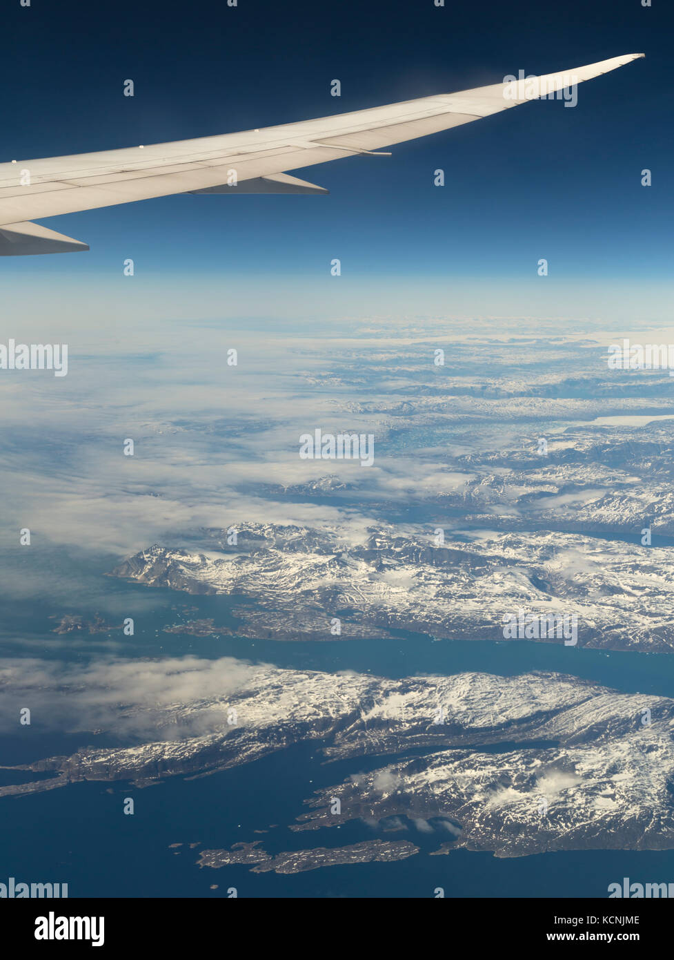 Boeing 787 wing Stock Photo - Alamy