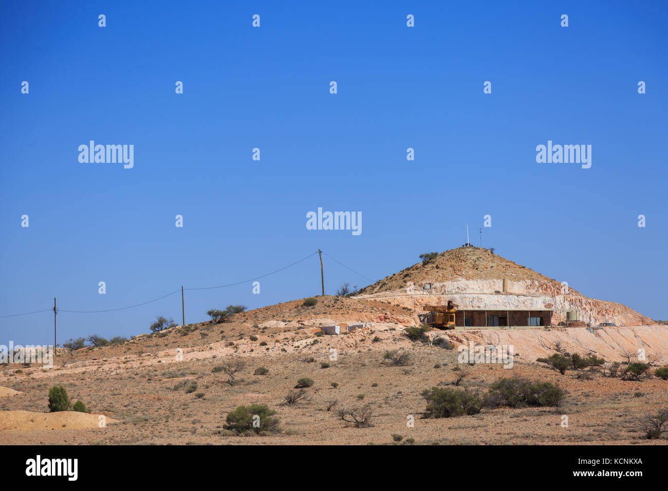 Images taken along the famous Oodnadatta Track in the Australian ...