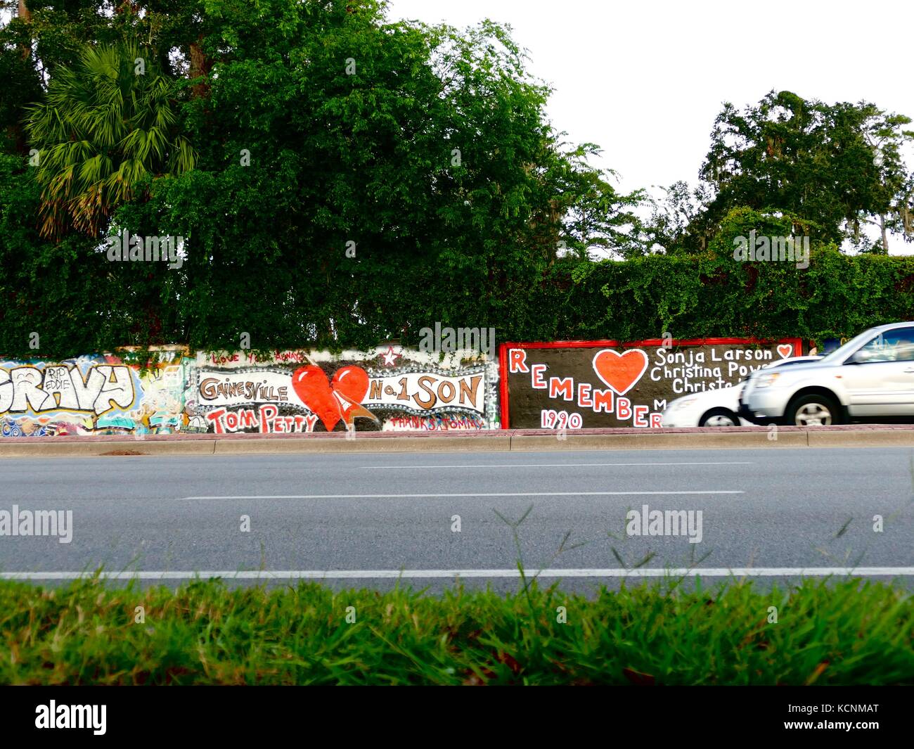 Crest of a hill hi-res stock photography and images - Alamy