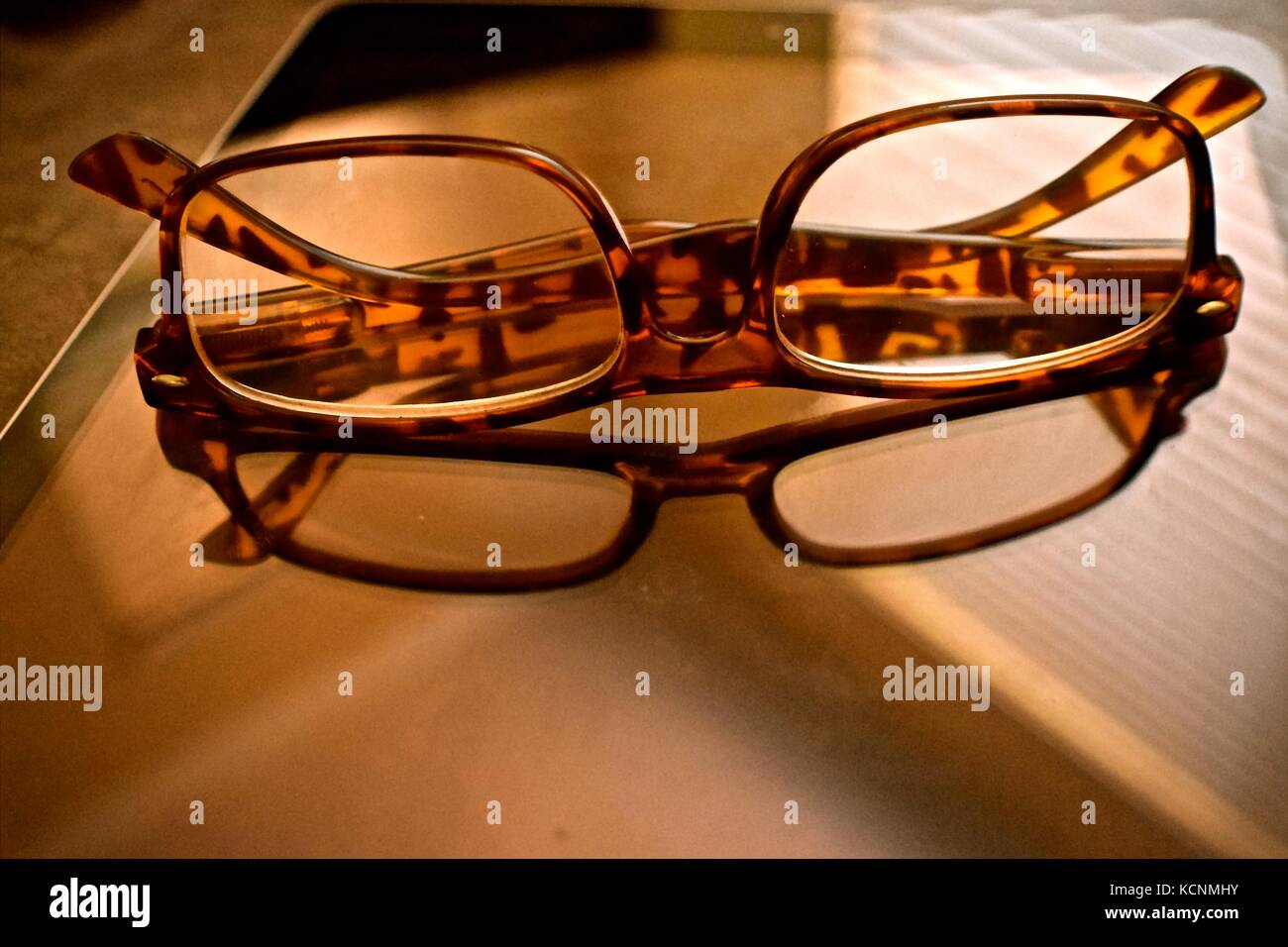 Eyeglasses reflection computer screen hi-res stock photography and ...