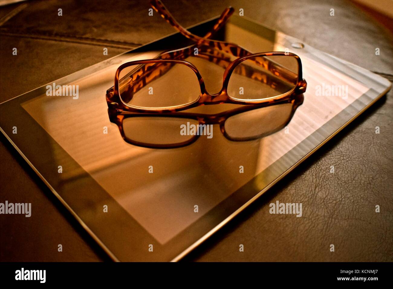 Eyeglasses reflection computer screen hi-res stock photography and ...