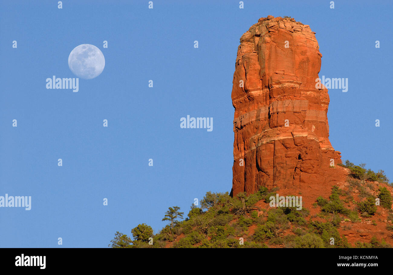 Sedona moon hi-res stock photography and images - Alamy