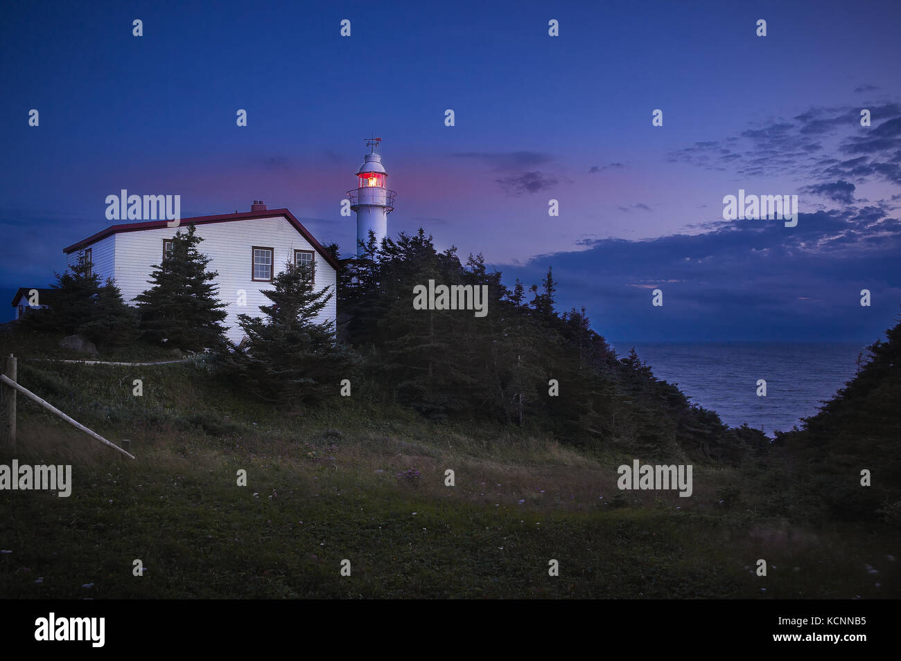 Twilight, Lobster Cove Head Lighthouse, Rocky Harbour, Gros Morne ...