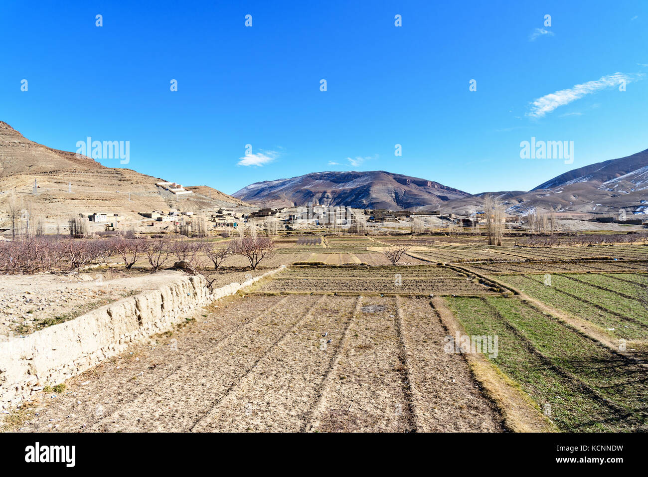 Imilchil hi-res stock photography and images - Alamy