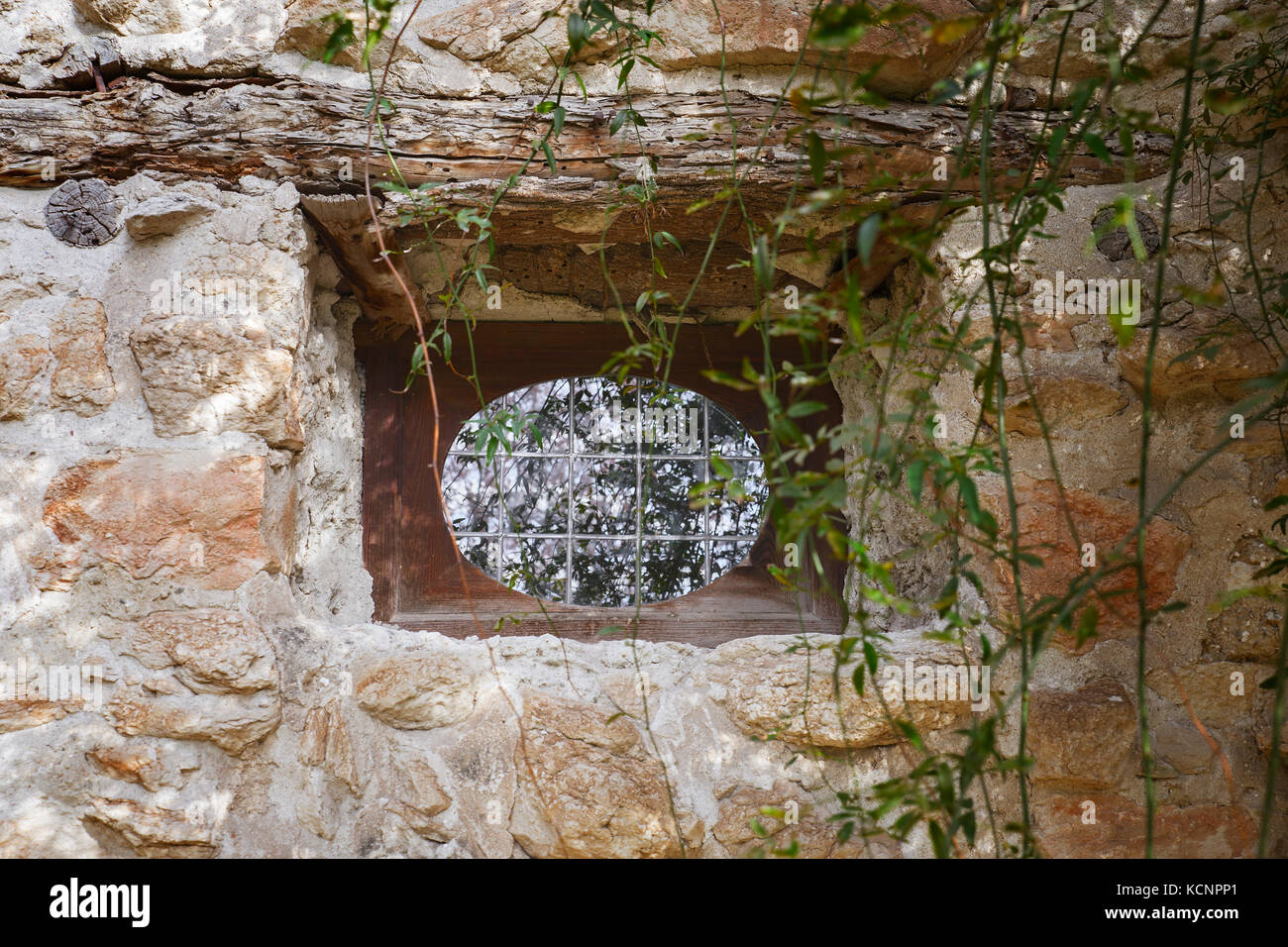 Stone masonry facade hi-res stock photography and images - Alamy