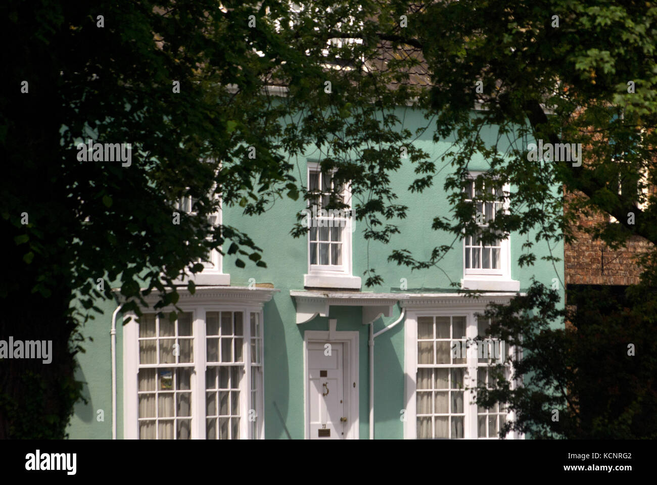 Light green pastel building hi-res stock photography and images - Alamy