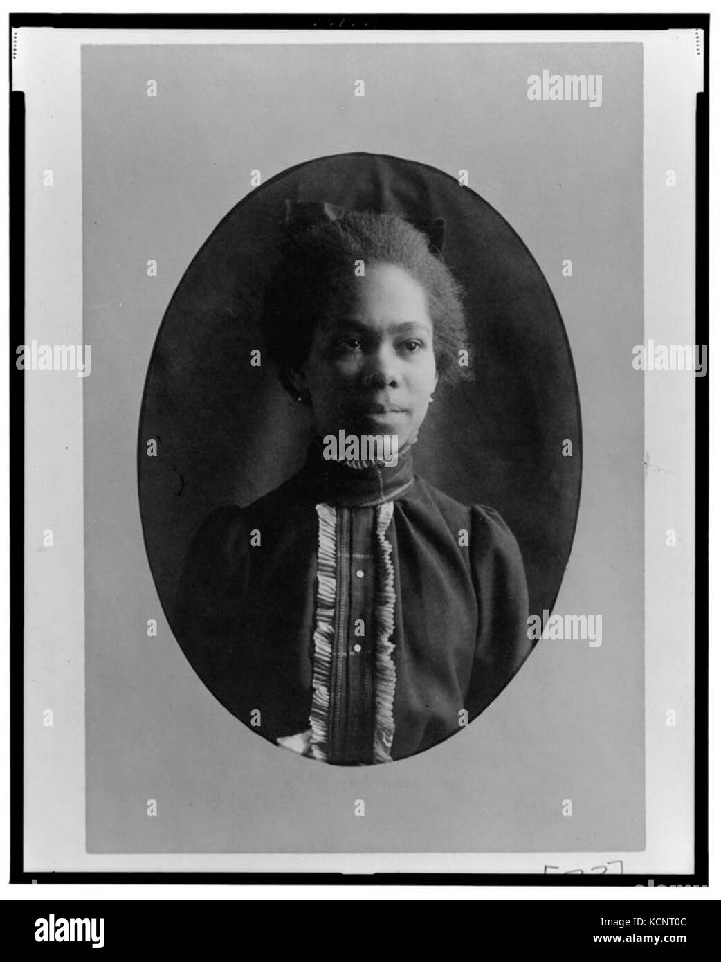 African American woman, half length portrait, facing front LCCN99472063 ...