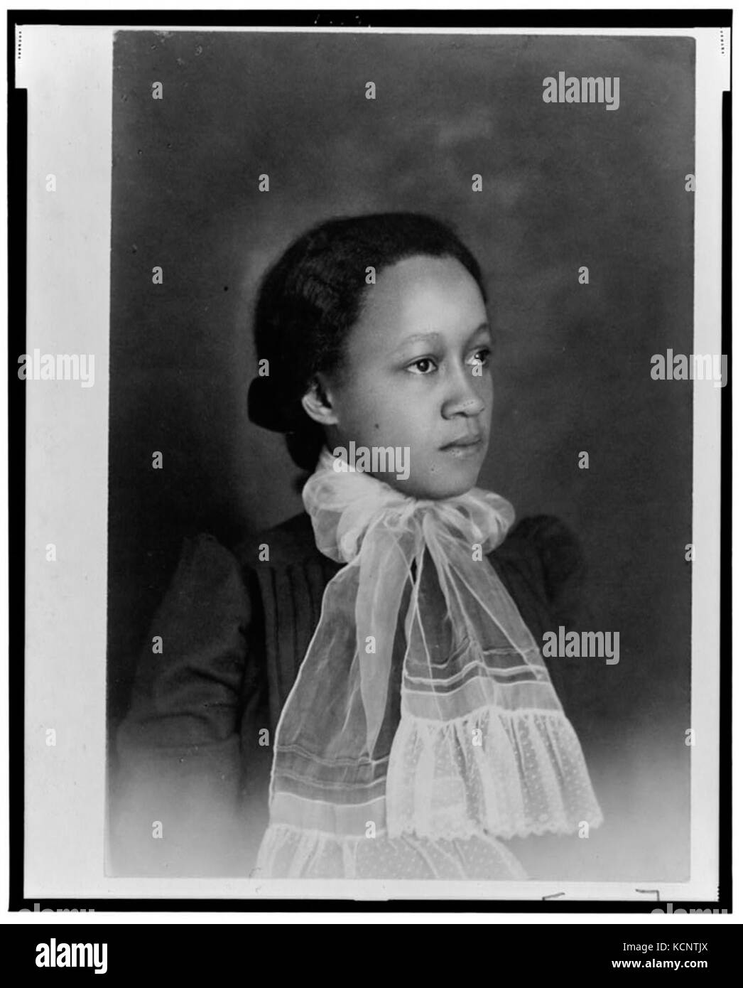 Old woman facing right Black and White Stock Photos & Images - Alamy