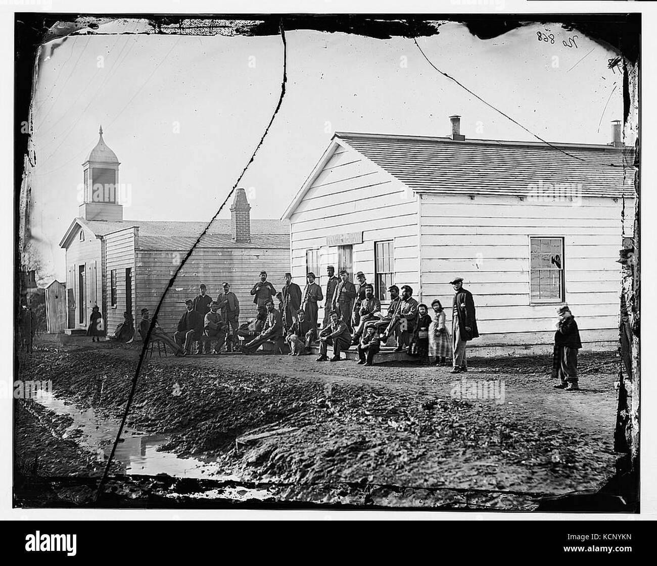 American soldiers living conditions hi-res stock photography and images ...