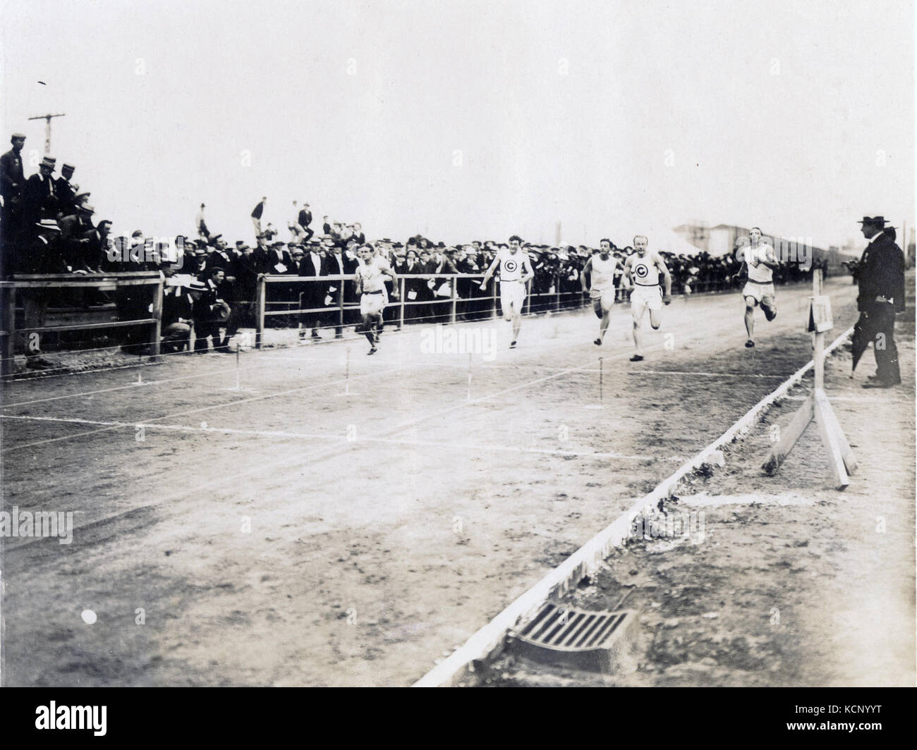 Archie Hahn of the Milwaukee Athletic Club winning the final heat of ...