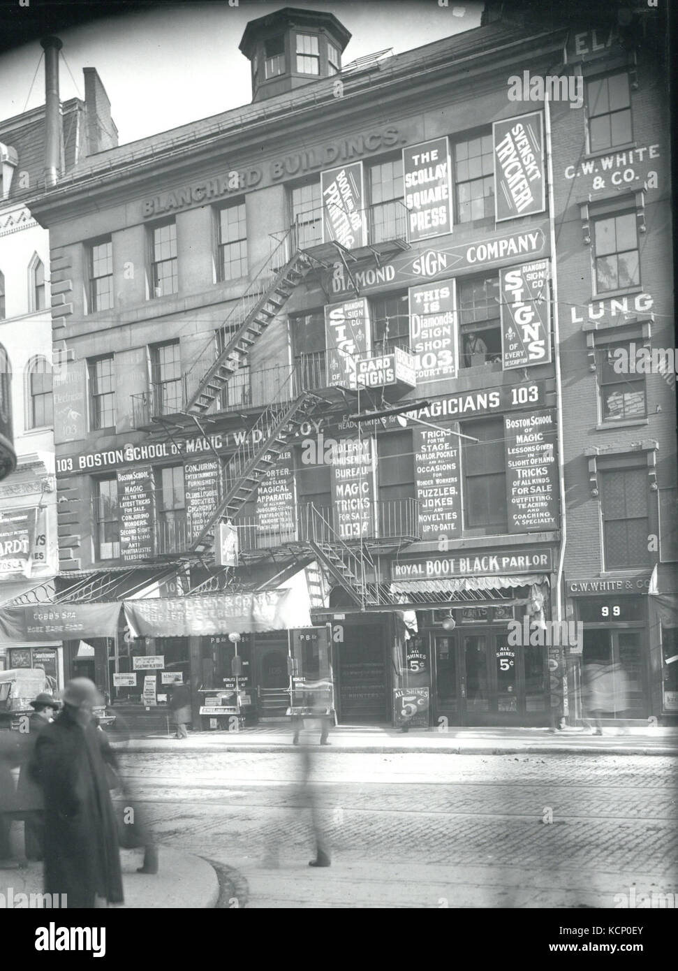 107 street hi-res stock photography and images - Alamy