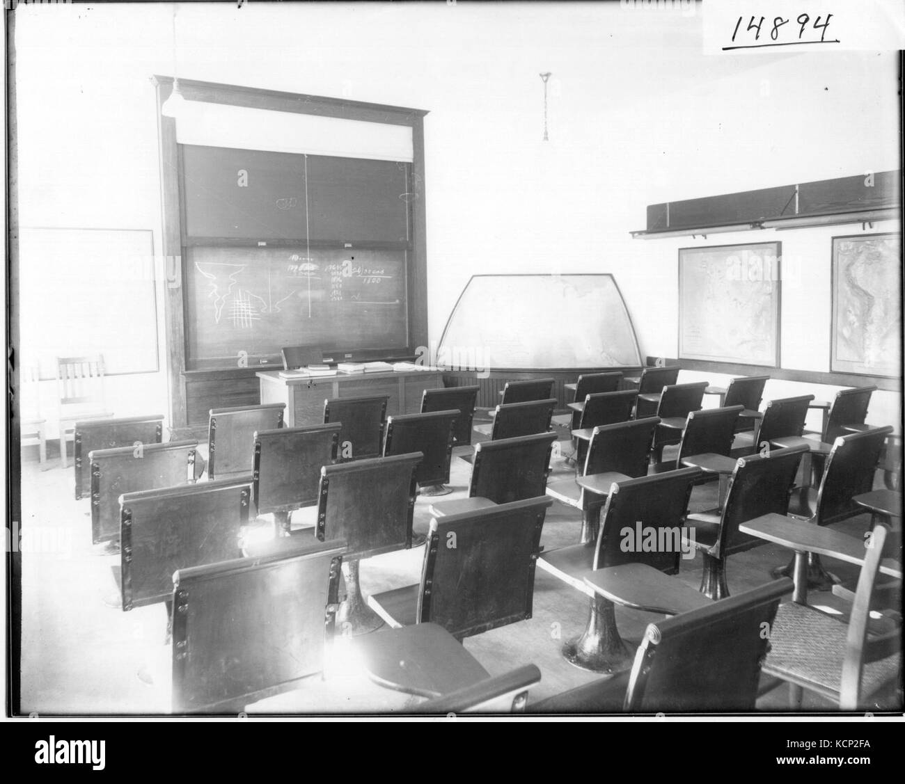 Geography classroom in Miami University Education Building 1915 ...
