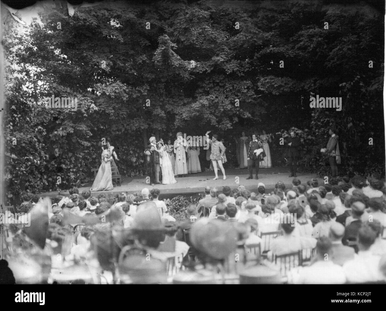 Stage 1911 hi-res stock photography and images - Alamy